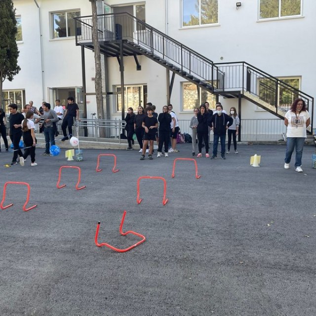 Αθλητικό Σχολείο - ΑΠΕΗΤΕΙΟ ΓΥΜΝΑΣΙΟ ΑΓΡΟΥ